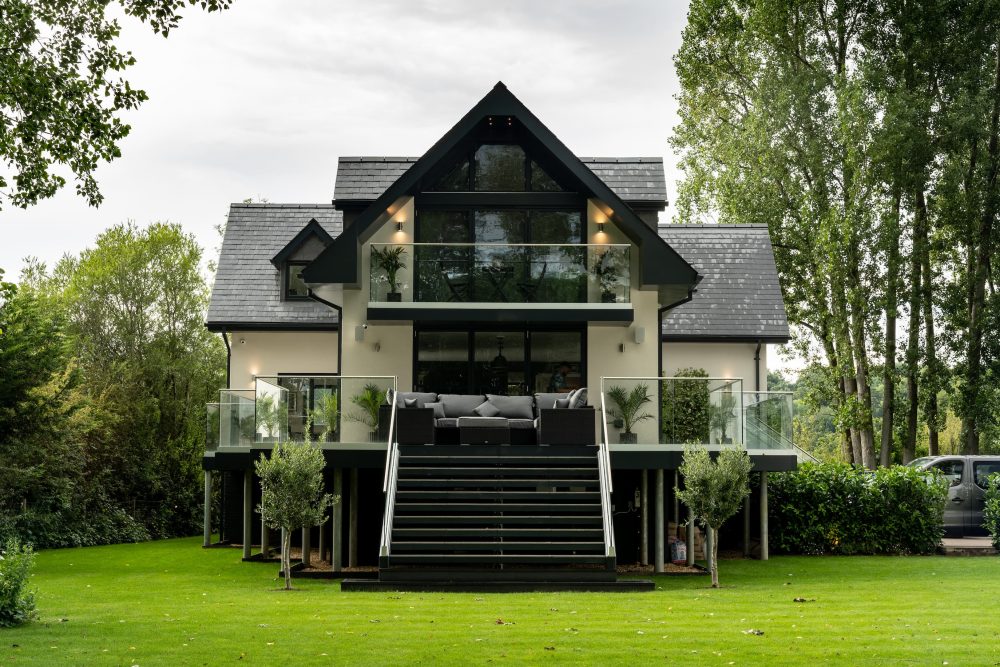 Slimline Aluminium Windows Reading | Slim Profile Windows Berkshire